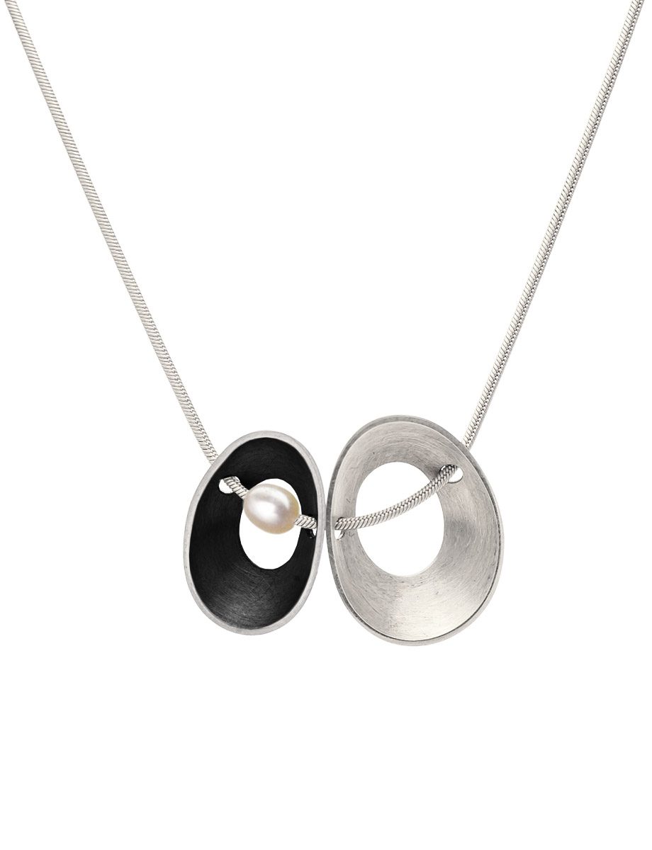 Side By Side Periwinkle Pearl Necklace | e.g.etal | Melbourne